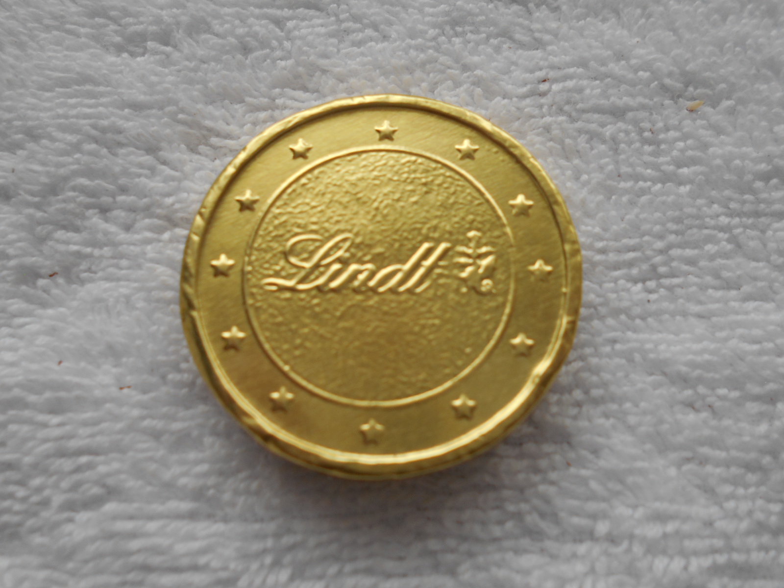 リンツ直営店で買った「コインチョコレート」実食レビュー - チョコレートと香水を愛するメンズのブログ