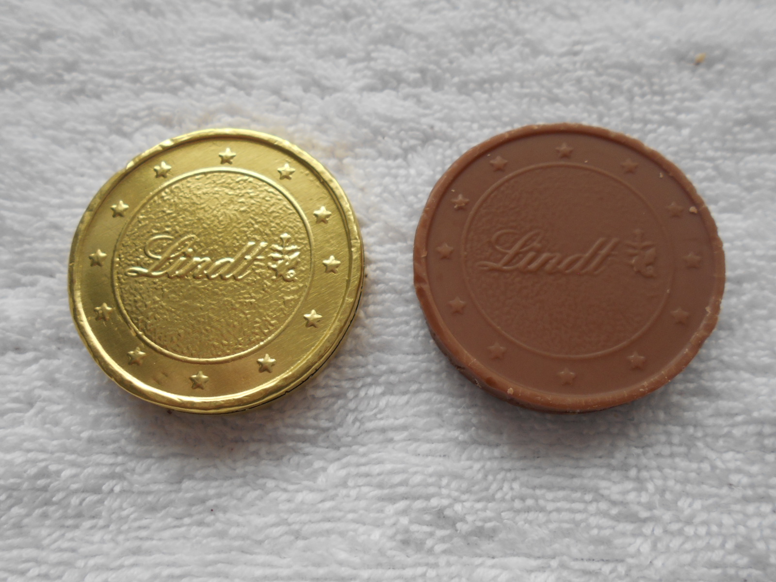 リンツ直営店で買った「コインチョコレート」実食レビュー - チョコレートと香水を愛するメンズのブログ